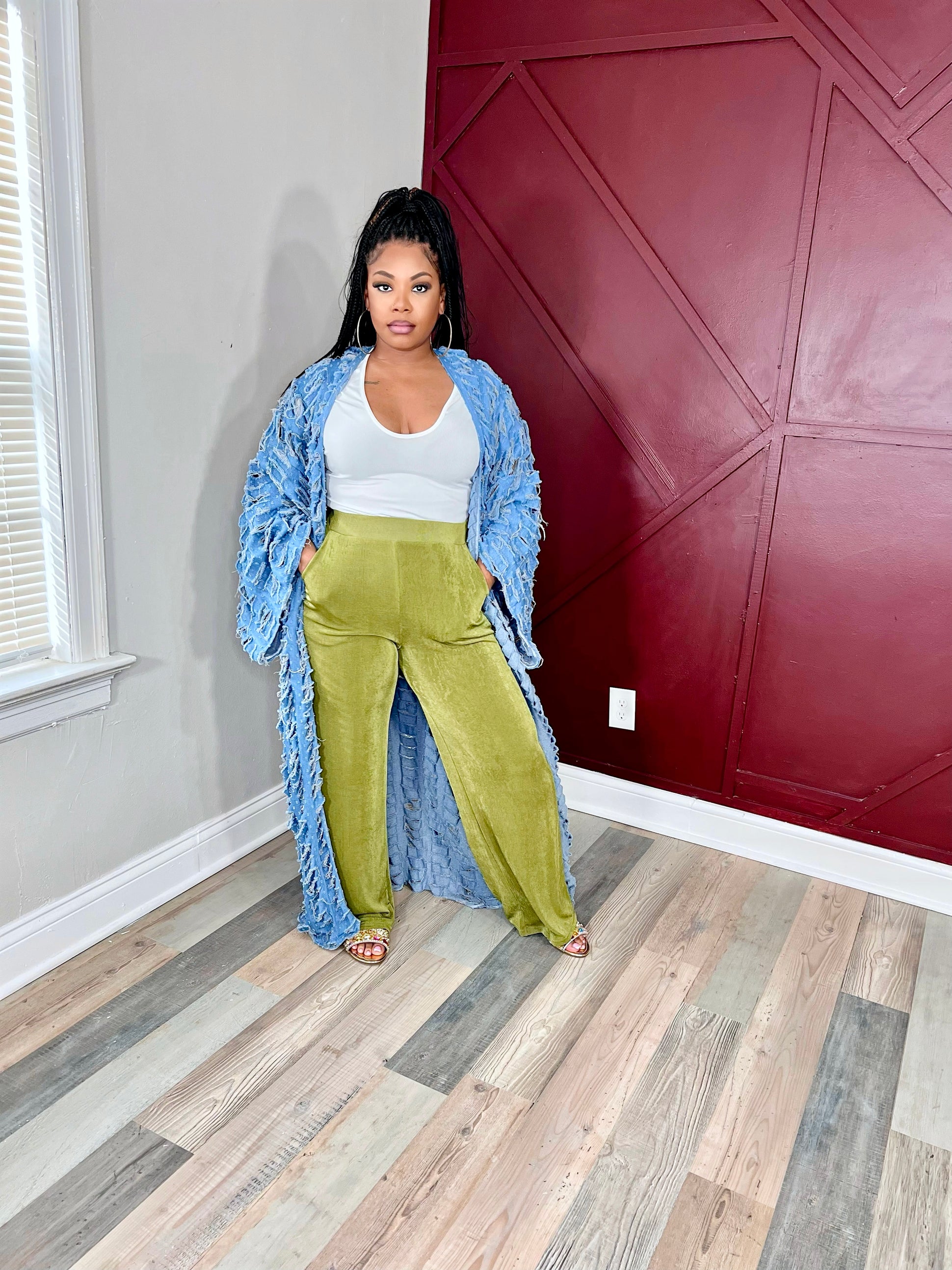 Click to follow us on IG